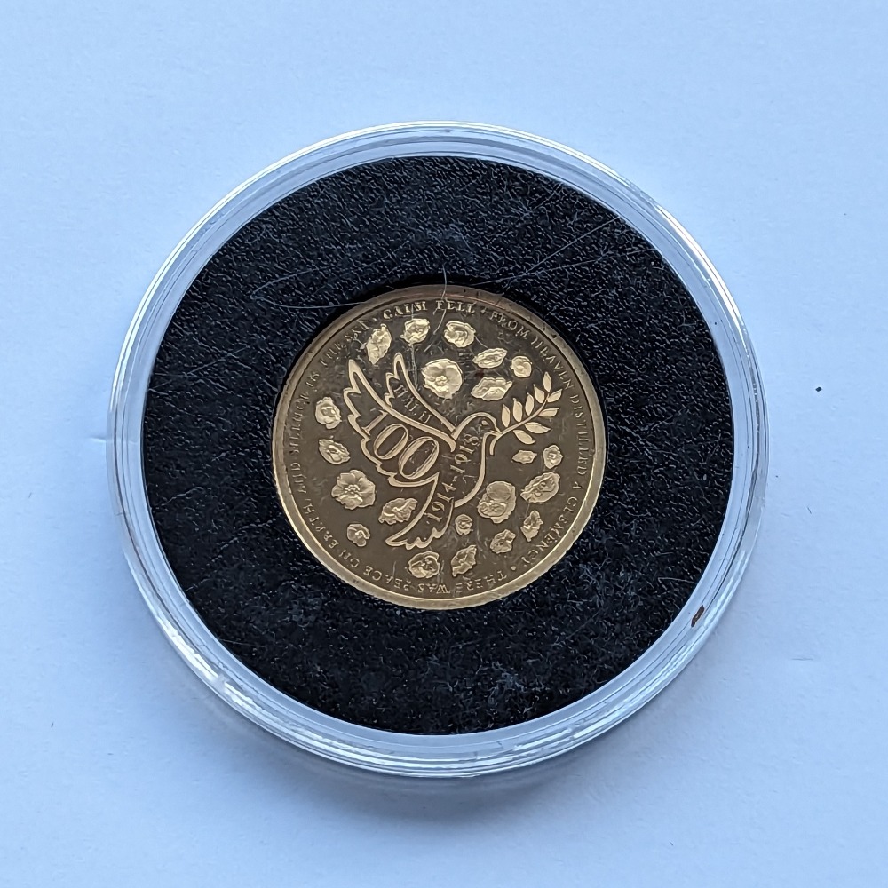 Pre-owned 22ct Gold 1914-1918 CALM FELL. FROM HEAVEN DISTILLED A ...